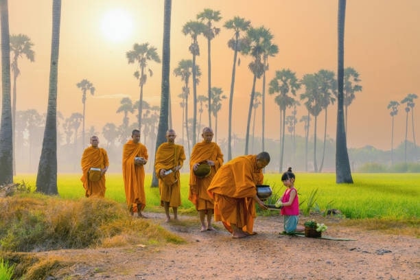 Top 15 Do’s and Don’ts in Thailand [2026 ]